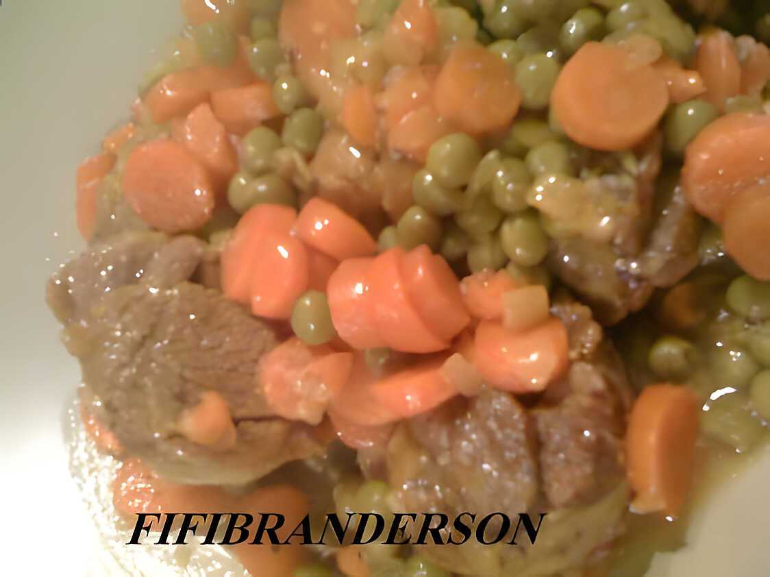 Recette de Plat de viande aux carottes et petits pois