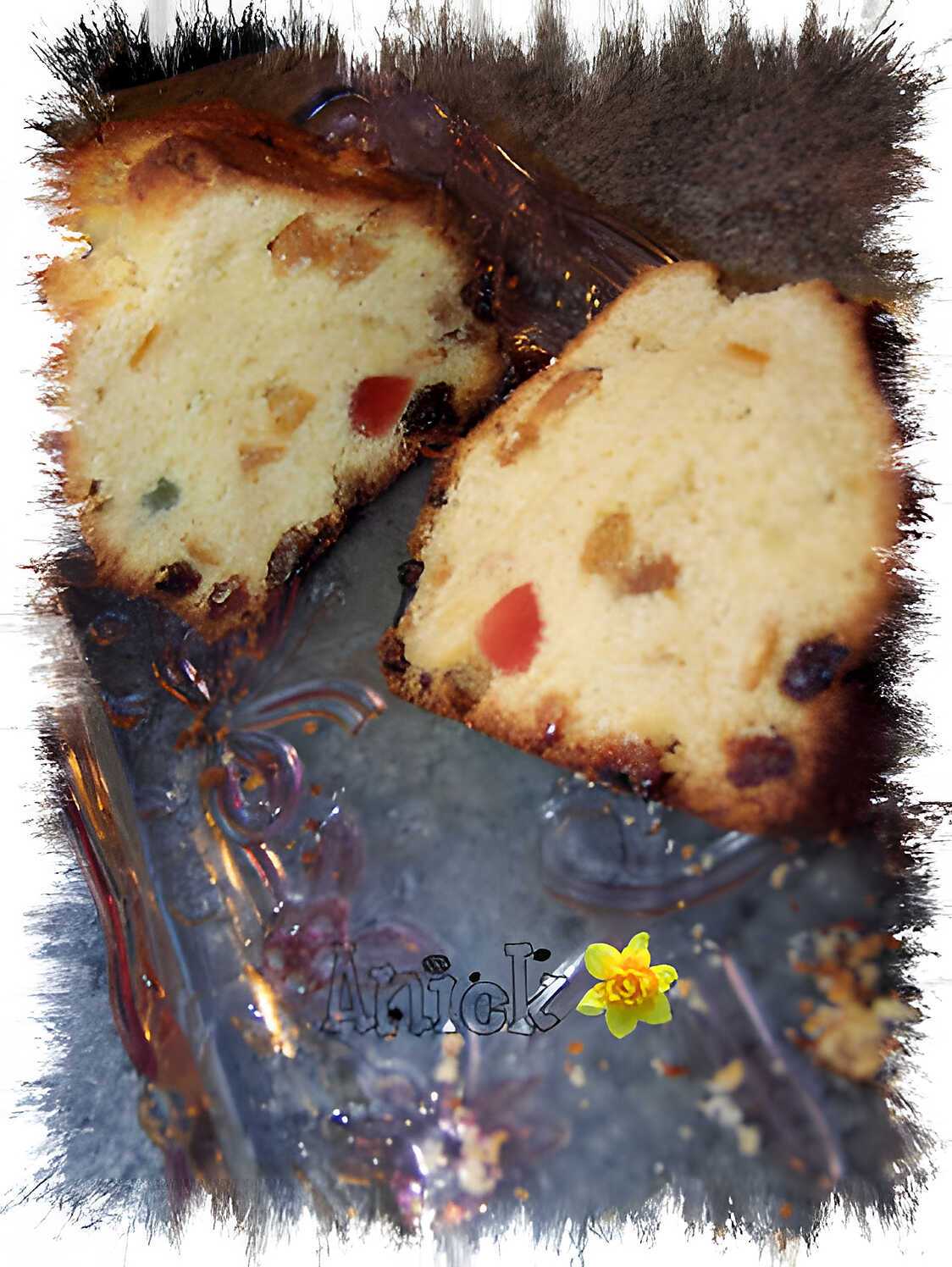 Recette de Cake "maison" aux fruits confits