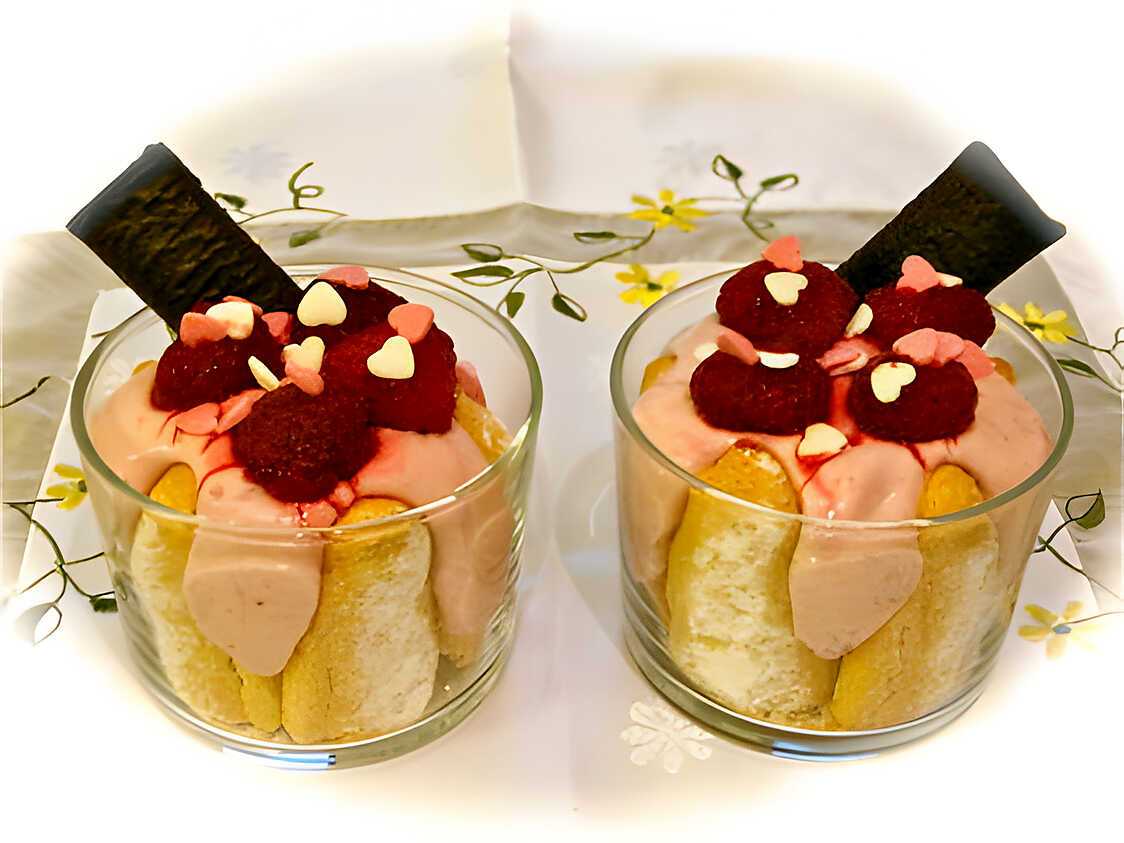 Recette de VERRINES MOUSSE FRAMBOISES LEGERE