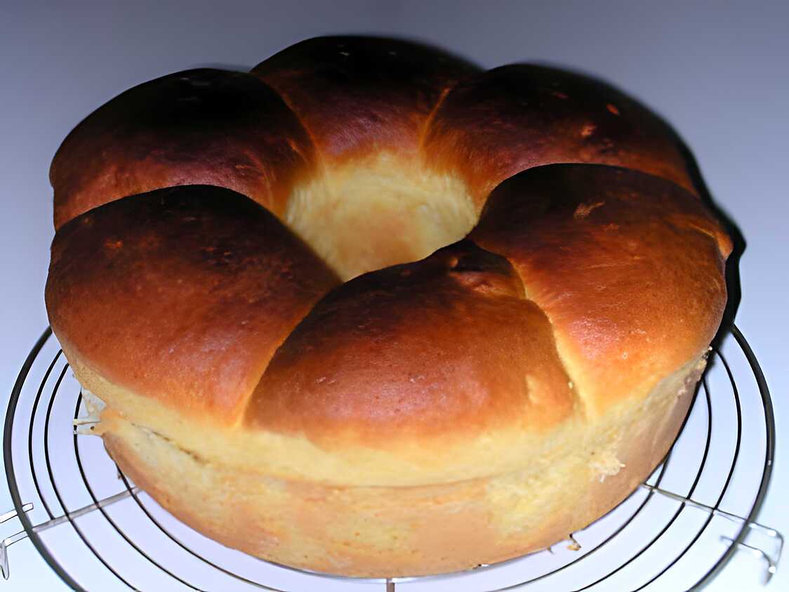 Recette de Grosse brioche moelleuse et filante