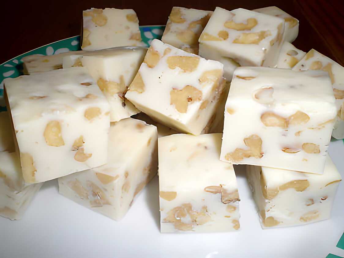 Recette de Fudge au chocolat blanc, noix