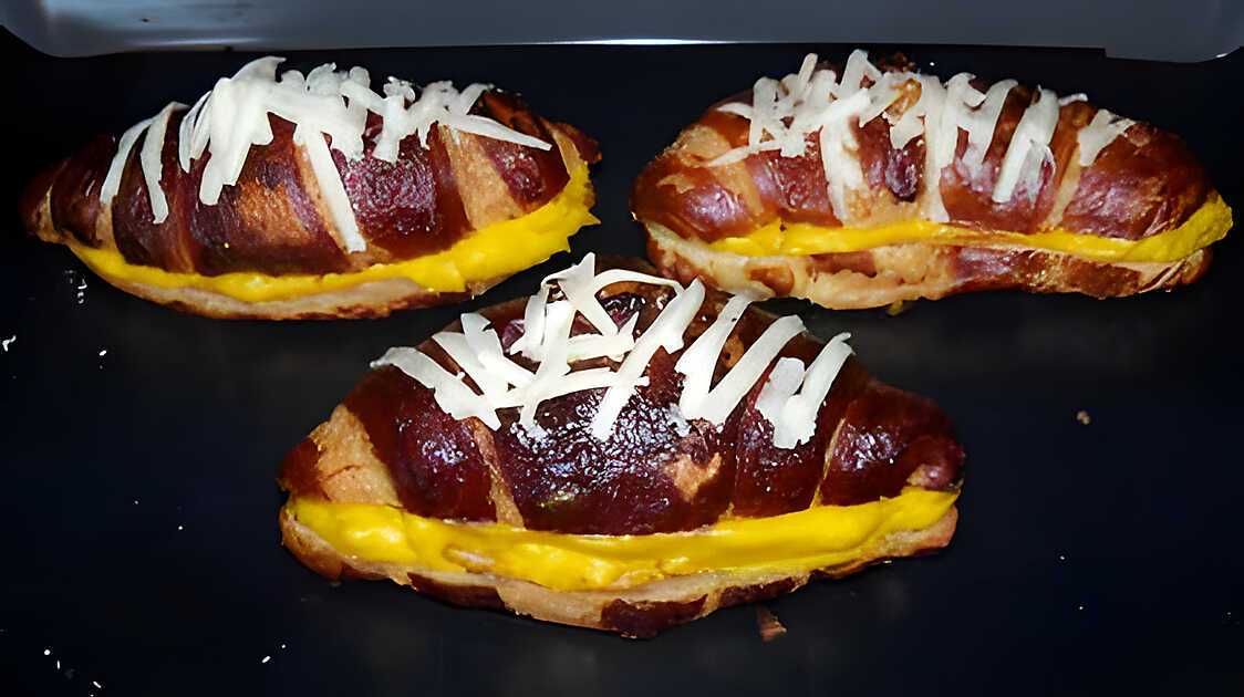 Recette de Croissants de sils à la dinde et à la béchamel au curry