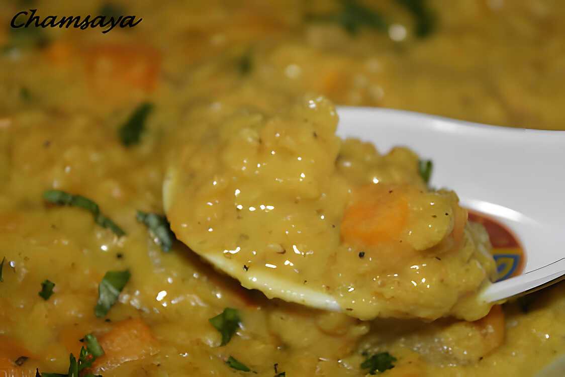 Recette de Dhal de lentilles corail à la patate douce et lait de coco