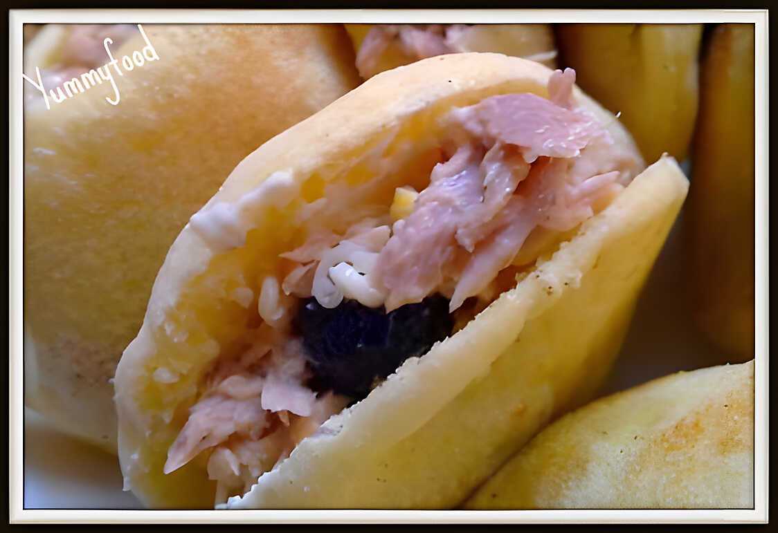 Recette de Mini Batbout (pain Marocain cuit à la poêle) farcis au thon ...