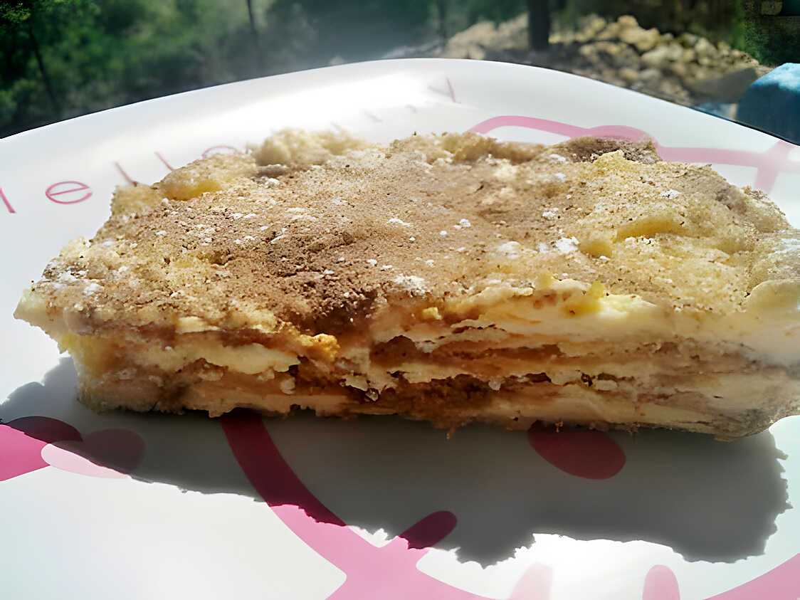 Recette de Gâteau au petit Lu à la crème au beurre et café