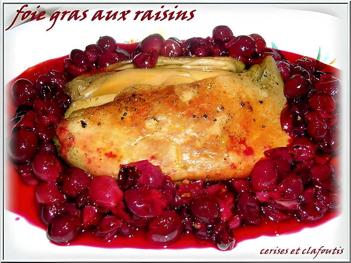 Recette de Foie gras chaud au Floc de gascogne et raisins