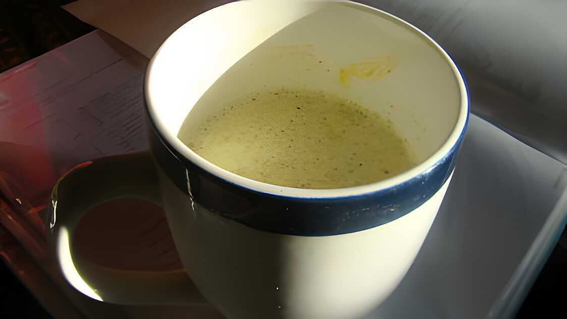 Recette d'Infusion crémeuse au curcuma