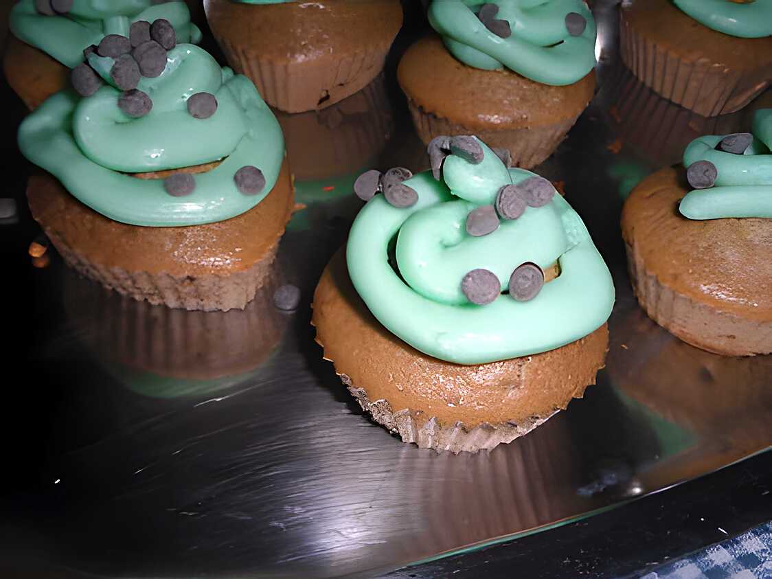 Recette de CUPCAKE ORIGINAL AUX PEPITES DE CHOCOLAT