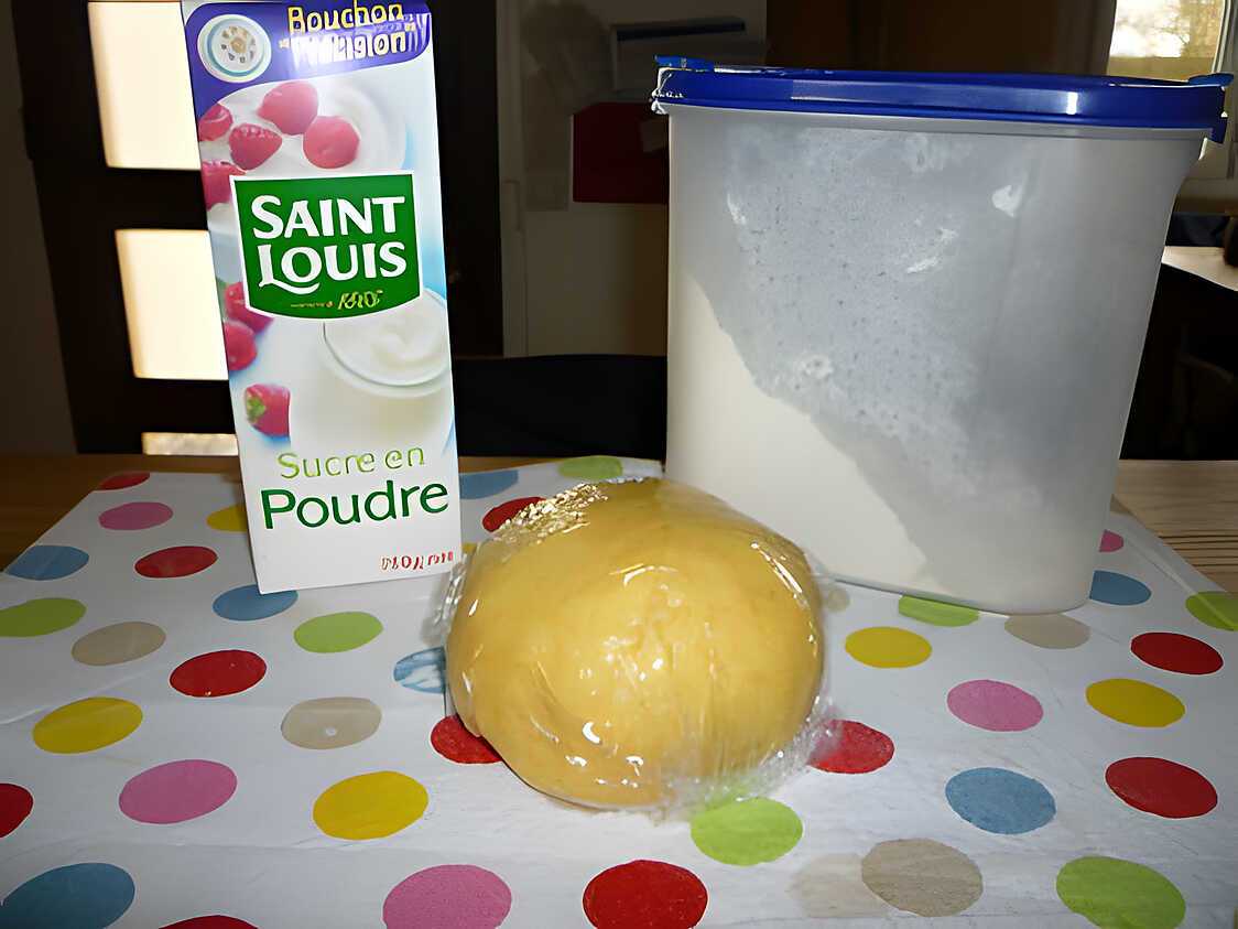 Recette de Pâte à tarte sucrée facile et rapide