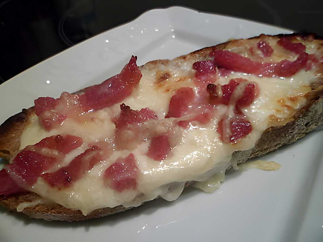Recette de Tartine crème et lardons