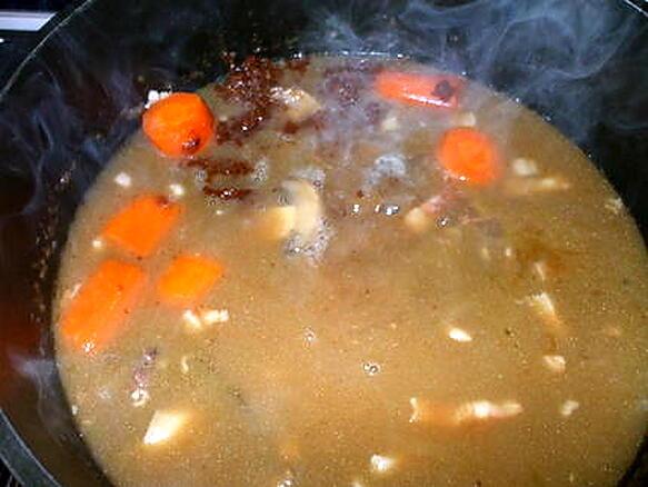 Recette de " Guisado de carne al Jerez".... ( Viande en sauce....)