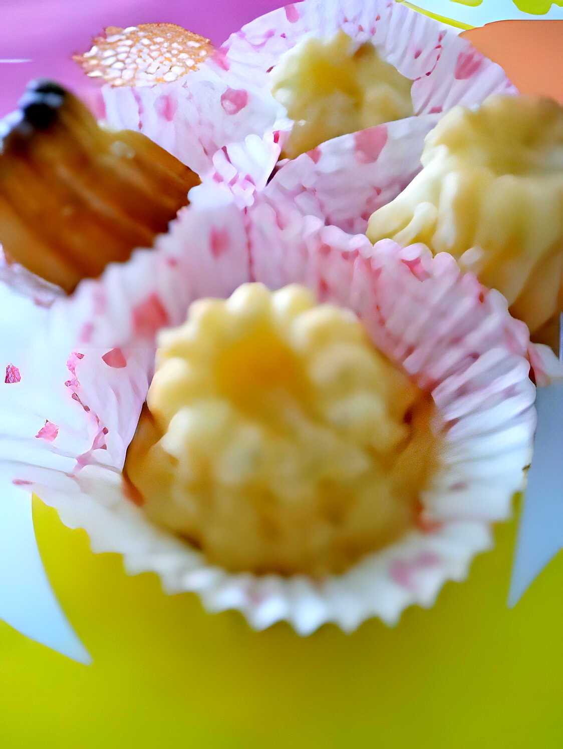 Recette de Mini cannelés au rhum façon baba