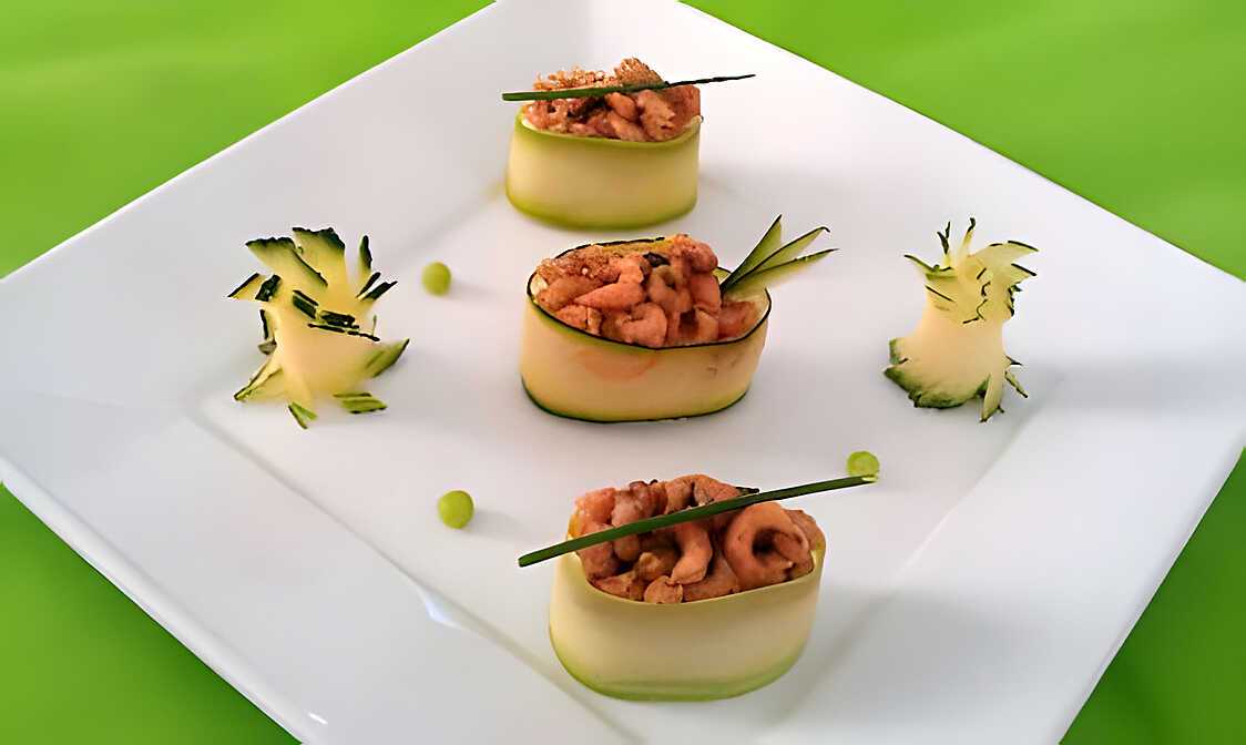 Recette de Gunkan sushis de courgette aux crevettes grises