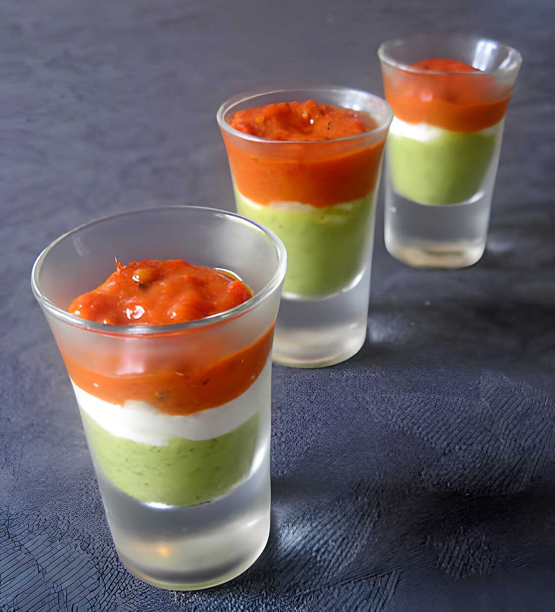 Recette de Verrines de purée de courgettes au basilic, fromage de ...