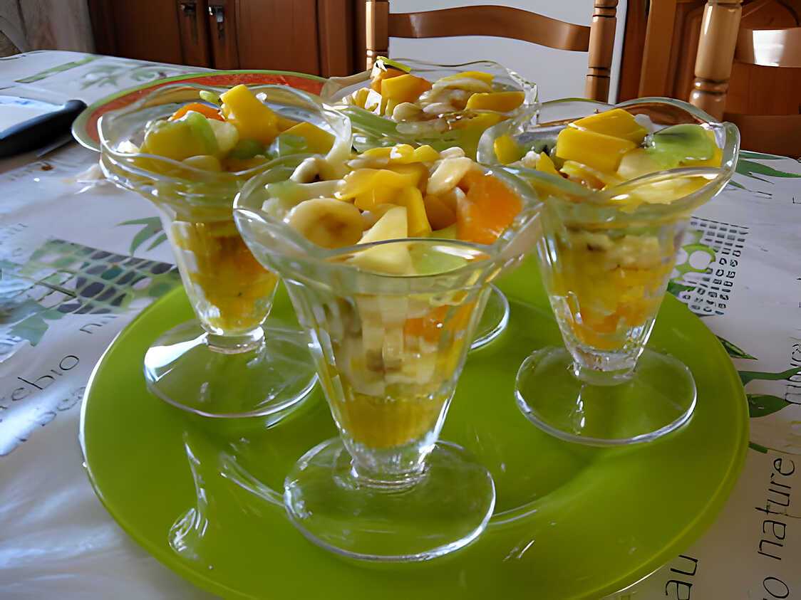 Recette de Coupes de fruits frais par ma petite fille