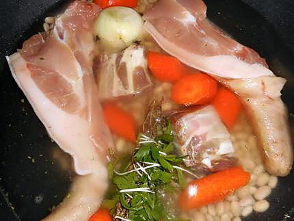 Recette de Queue de cochon aux haricots blancs