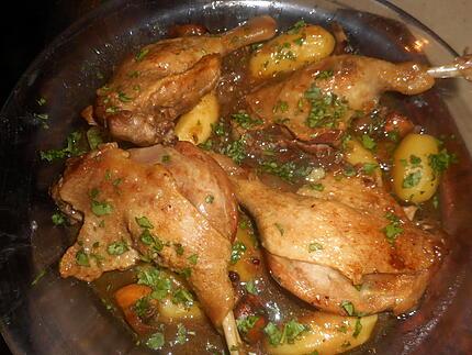 Recette de Cuisses de canette en cocotte