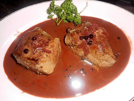 Recette de Pavé de sanglier sauce aux genièvre