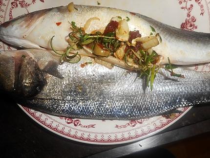 Recette de Loup ou bar aux saveurs provençales