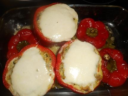 Recette de Poivrons farcis au porc et mozzarella