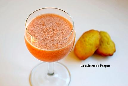 Recette de Jus d'orange, pamplemousse, kiwi et sirop d'amour, vegan